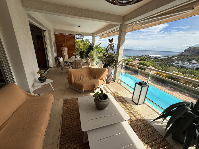 Maison à vendre - Saint-Paul, Boucan, Canot - 9 pièces - 6 chambres