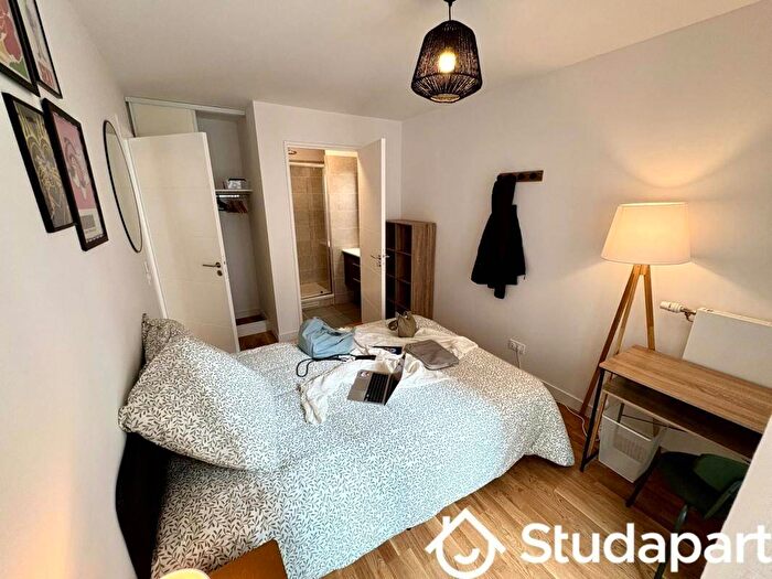 Appartement à louer - Clichy - 1 pièce - 2 chambres