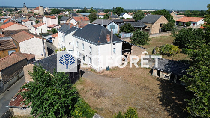 Maison 7 pièces à vendre à Airvault