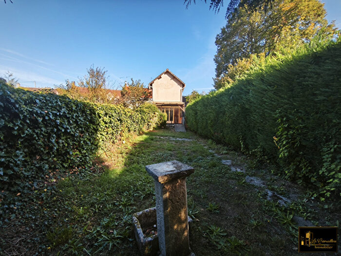 Sainte-Mesme : Maison 3 pièces à vendre