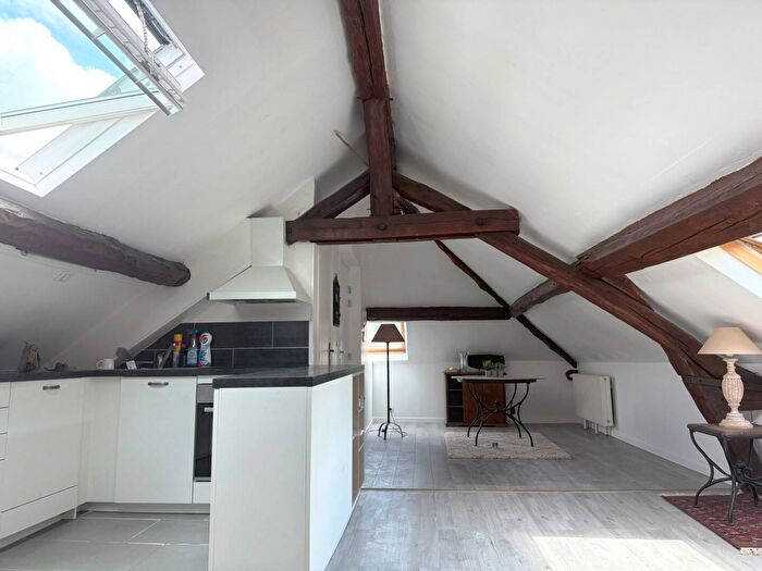 Appartement à louer - Villennes-sur-Seine - 2 pièces - 1 chambre