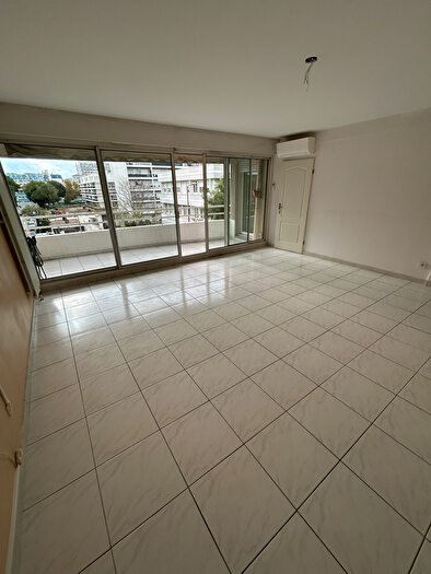 Appartement à vendre - Marseille e , Saint-Giniez - 4 pièces - 3 chambres