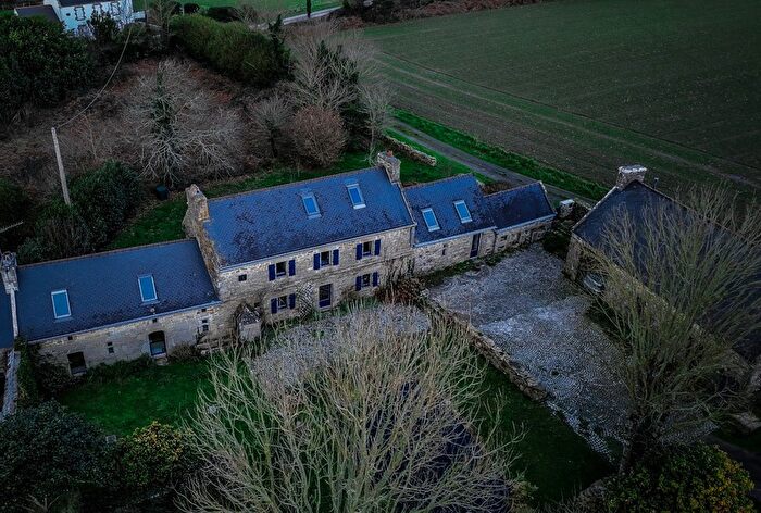 Maison à vendre - Esquibien - 6 pièces - 3 chambres