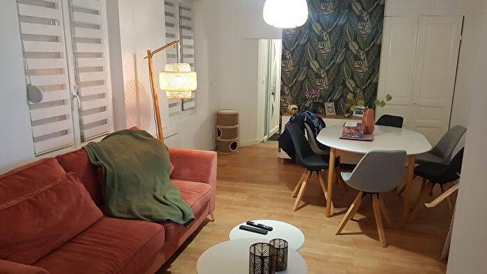 Maison à louer - Aire-sur-la-Lys - 4 pièces - 2 chambres