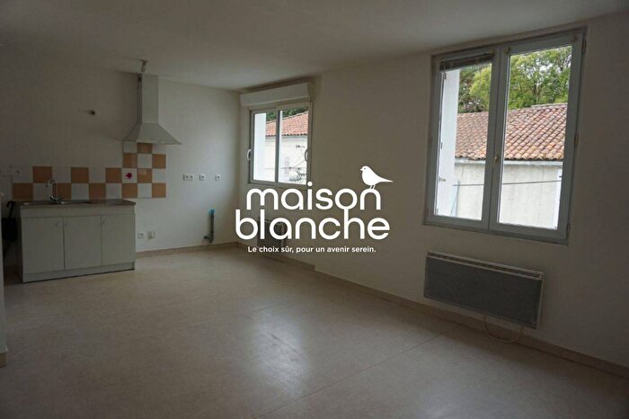 Appartement à louer - Aigrefeuille-dAunis - 3 pièces - 2 chambres