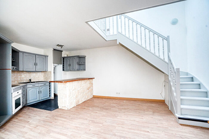 Appartement 2 pièces à vendre à Plaisir, Centre-ville, Château
