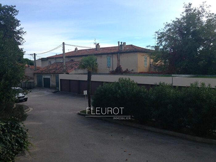 La Ciotat, La Tour : Appartement 2 pièces à louer