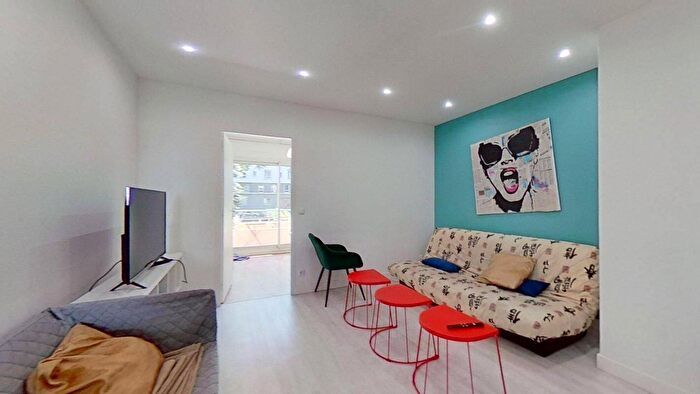 Monplaisir Lumière, Lyon 8ème arrondissement : Appartement 5 pièces à louer