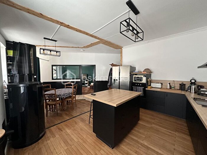 Mirebeau : Maison 5 pièces à vendre