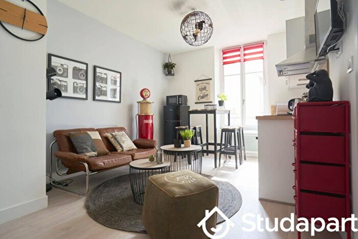 Appartement à louer - Haussonville-Blandan-Donop, Nancy - 1 pièce - 1 chambre