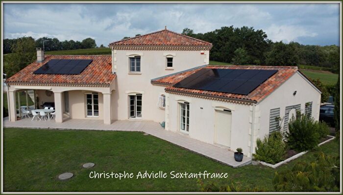 Maison à vendre - Gageac-et-Rouillac - 5 pièces - 4 chambres