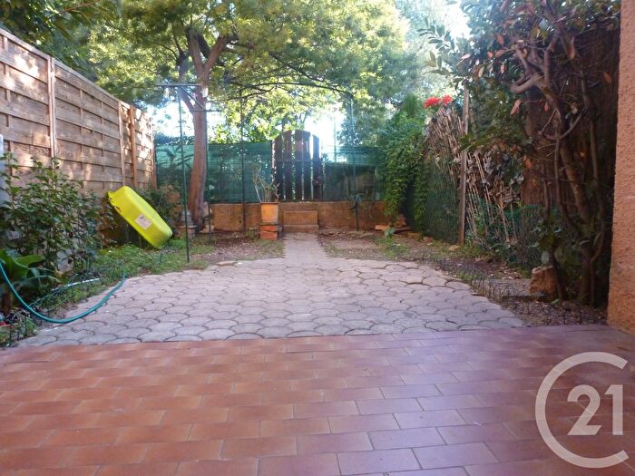 Appartement à louer - La Ciotat, Fontsainte - 1 pièce