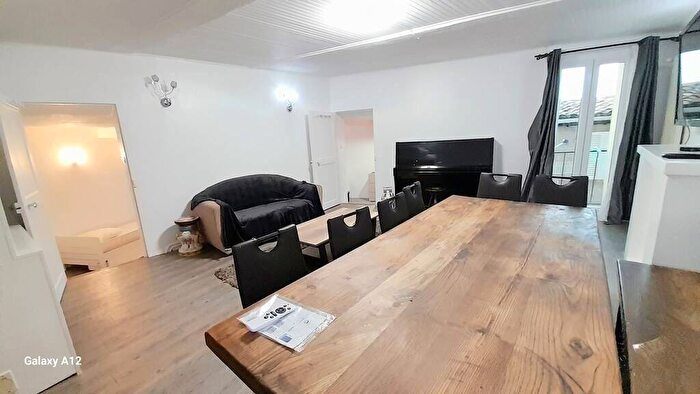 Appartement 5 pièces à louer - Berre-les-Alpes
