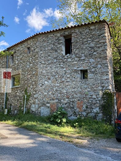 Maison à vendre - Le Vigan - 4 pièces - 2 chambres