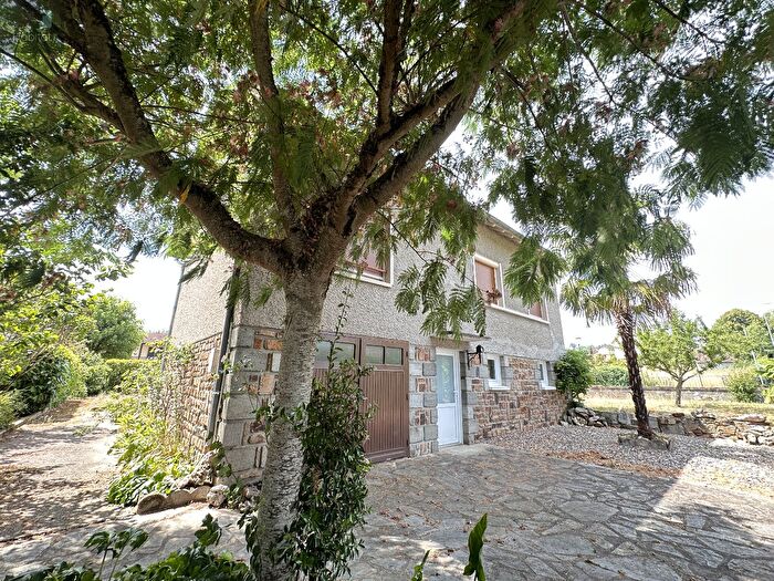 Maison 6 pièces à vendre à Maurs