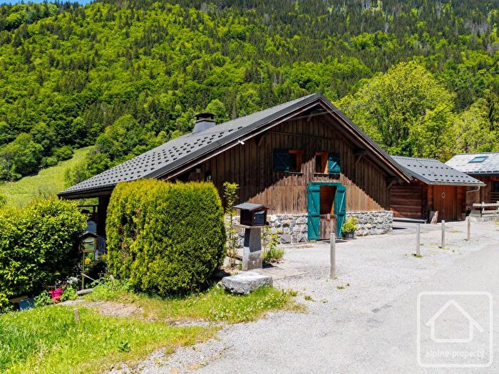 Maison 4 pièces à vendre à Saint-Jean-d'Aulps