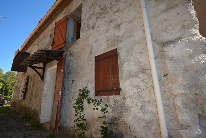 La Verdière : Maison 3 pièces à vendre