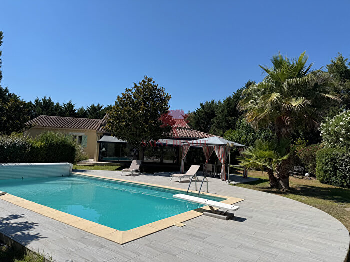 Maison à vendre - Saint-André-de-Sangonis - 5 pièces - 4 chambres