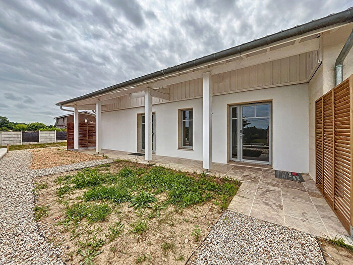 Maison à louer - Quinsac - 2 pièces - 1 chambre