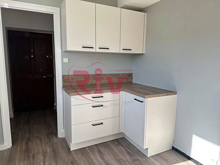 Appartement à louer - Septème - 4 pièces - 3 chambres