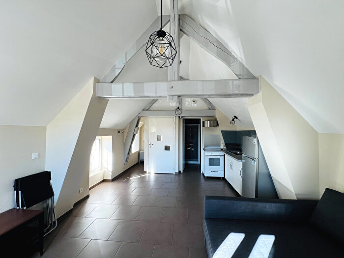 Appartement 1 pièce à Mennecy, Centre-ville, Gare, Châtries, Château, Bel-Air, à louer