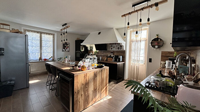 Maison à vendre - Saint-Augustin - 8 pièces - 6 chambres