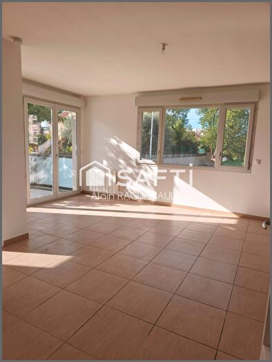 Appartement à vendre - Lyon e , Etats Unis - 3 pièces - 2 chambres