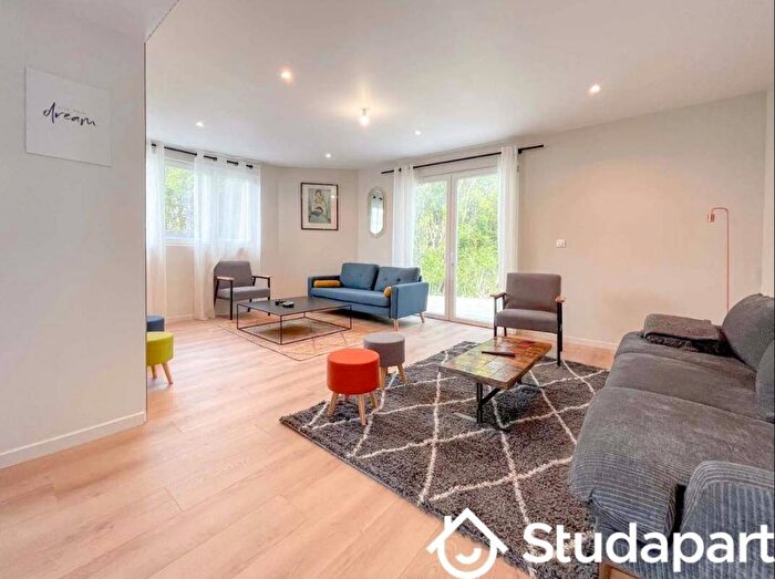 Appartement à louer - Petit Ronchin - 1 pièce - 2 chambres