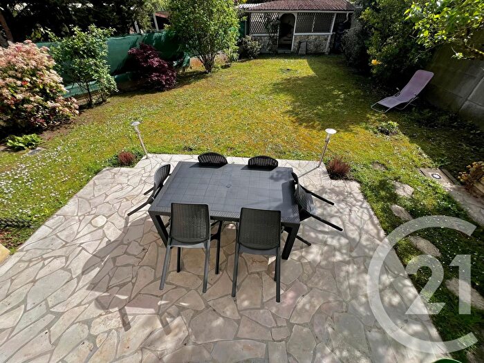 Maison 4 pièces à vendre à Beauchamp