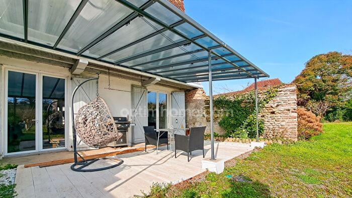 Maison 6 pièces à vendre à Sauveterre-de-Béarn