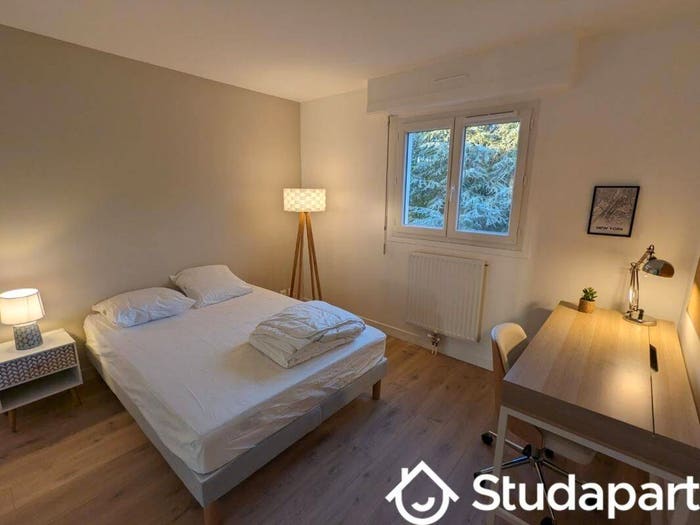 Les Saules, Guyancourt : Appartement 1 pièce à louer