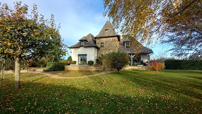 Maison à vendre - Montbazens - 9 pièces - 5 chambres