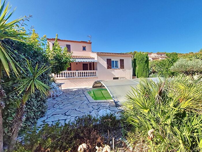 Maison à vendre - Caveirac - 5 pièces - 3 chambres