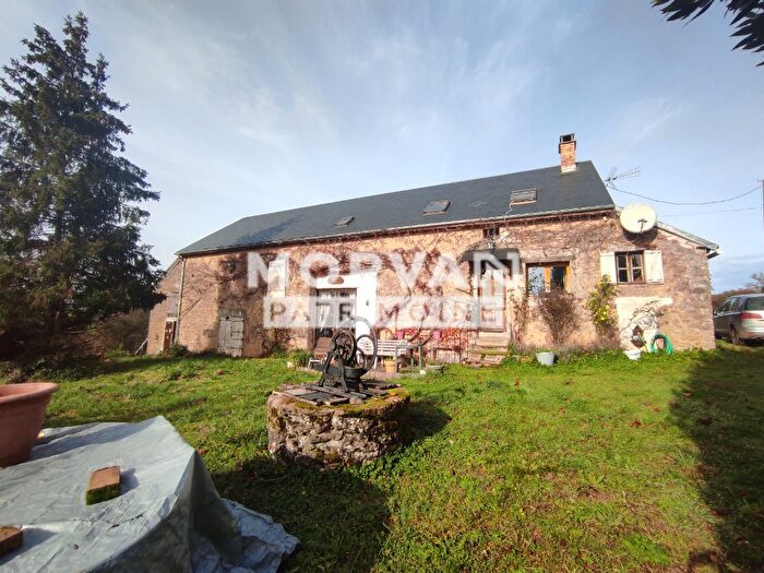 Maison 4 pièces à Saint-Péreuse, à vendre