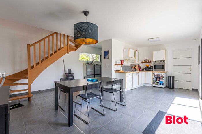 Maison à vendre - Thorigné-Fouillard - 6 pièces - 4 chambres