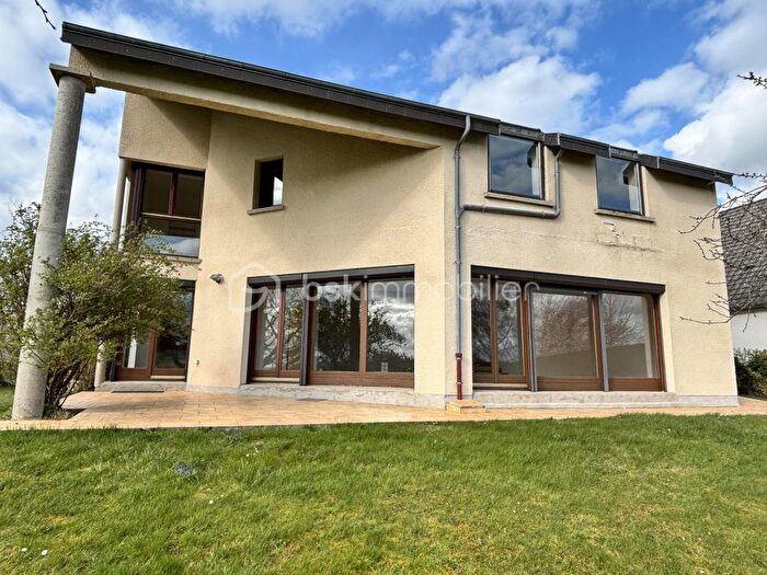 Maison à vendre - Saint-Marceau - 7 pièces - 5 chambres