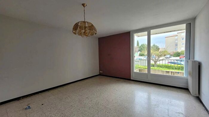 Appartement à louer - Uzès - 3 pièces - 2 chambres