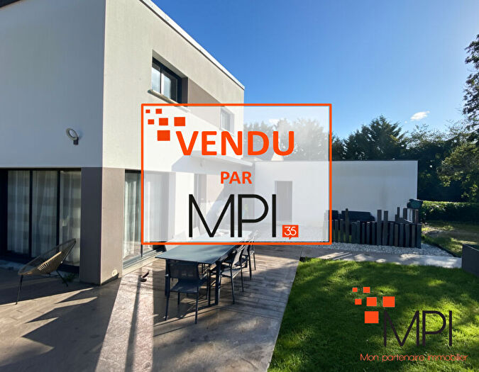 Maison à vendre - Saint-Thurial - 6 pièces - 4 chambres