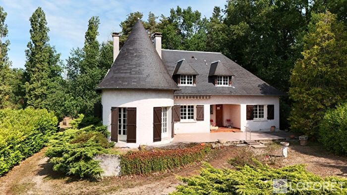 Maison à vendre - Yzeure, Yzeure Vert - 7 pièces - 4 chambres