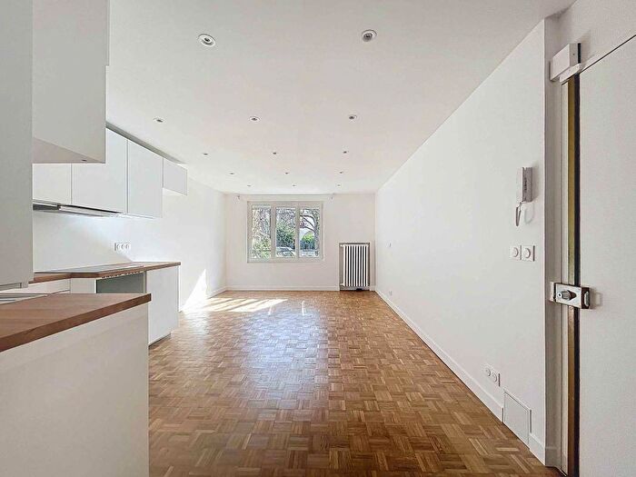 Appartement à louer - Le Vieux-Saint-Maur, Saint-Maur-des-Fossés - 3 pièces - 2 chambres