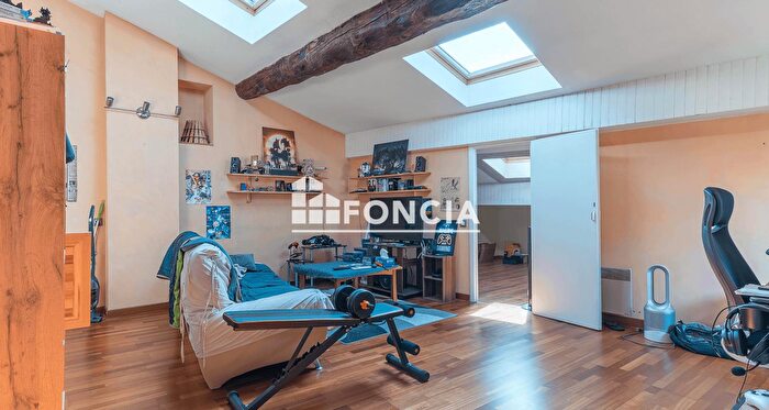 Appartement à vendre - Romans-sur-Isère, Centre-ville - 3 pièces