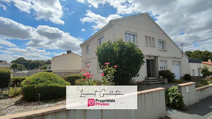 Maison 7 pièces à Cholet, Le Puy Saint-Bonnet, à vendre