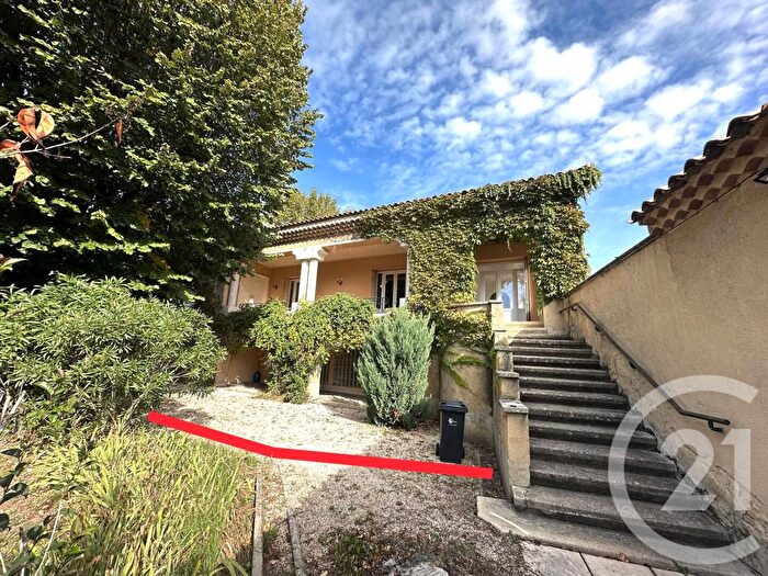 Maison à louer - Bagnols-sur-Cèze - 4 pièces - 3 chambres