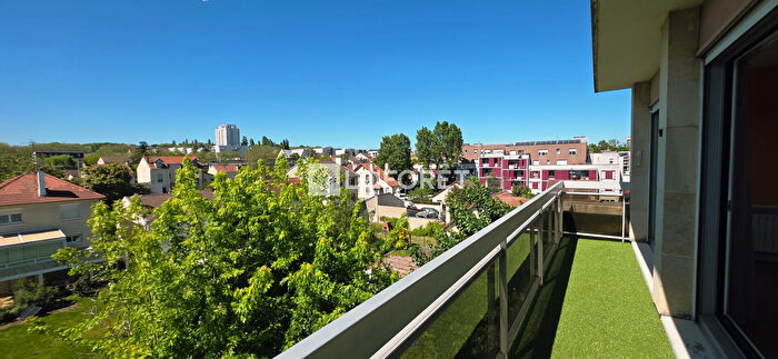 Pierrefitte-sur-Seine, Nord : Appartement 4 pièces à vendre