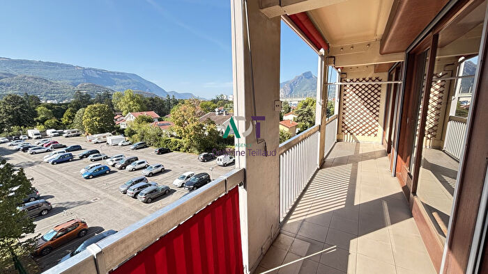 Appartement 2 pièces à Grenoble, Rondeau, à vendre