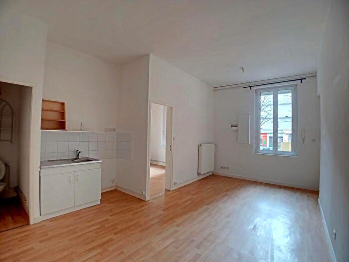 Appartement 1 pièce à louer à Saint-Étienne, Solaure, Croix de l'Orme, Le Mont, La Jomayère