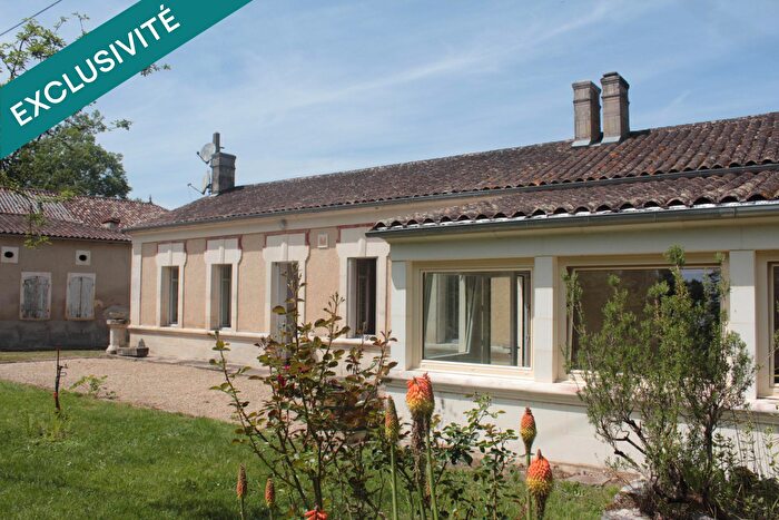 Saint-Ciers-Champagne - Maison 6 pièces à vendre