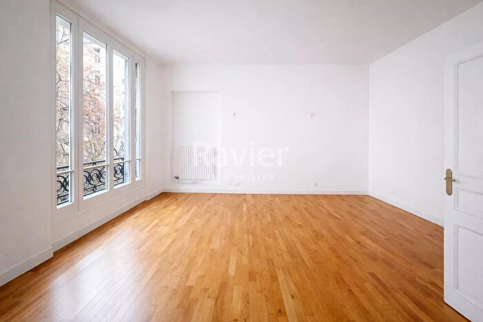 Appartement à louer - Paris e , Monge, Jussieu - 5 pièces - 3 chambres