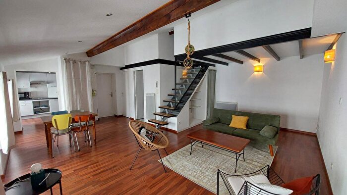 Appartement à louer - La Fontaine du Bac, Clermont-Ferrand - 2 pièces - 1 chambre