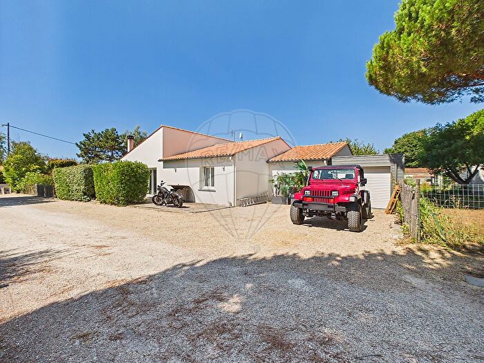 Maison 4 pièces à vendre à Saint-Palais-sur-Mer